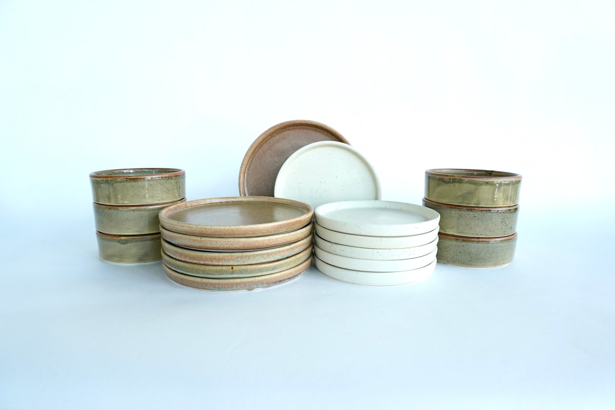 Terracota, Arena blanca & Caoba | Set de vajilla básica línea rústica